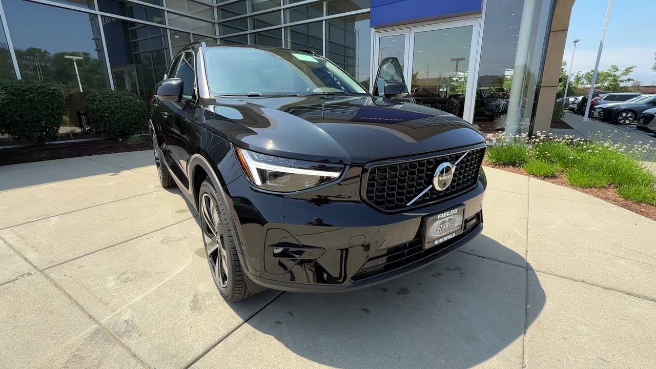 2026 Volvo XC40 Ultra Highland Park, Evanston, Deerfield, Lake Forest ...
