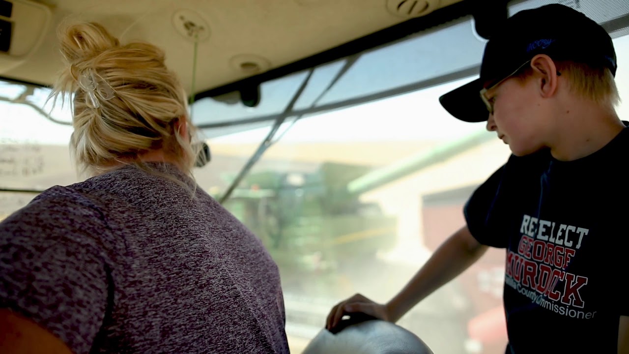 Bracher Farms - Teaser Video - Wheat Harvest - YouTube