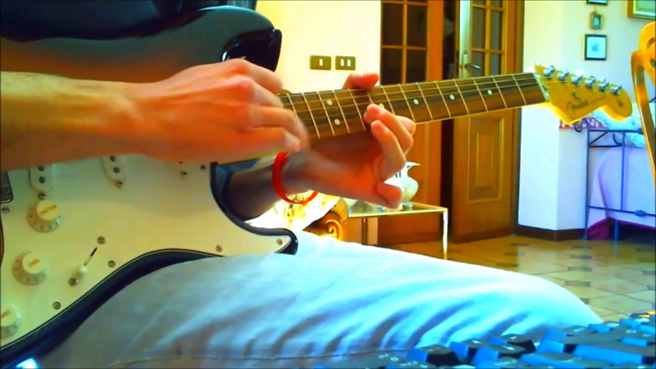 Pink Floyd - Learning to fly - Tim Renwick Pulse solo - YouTube