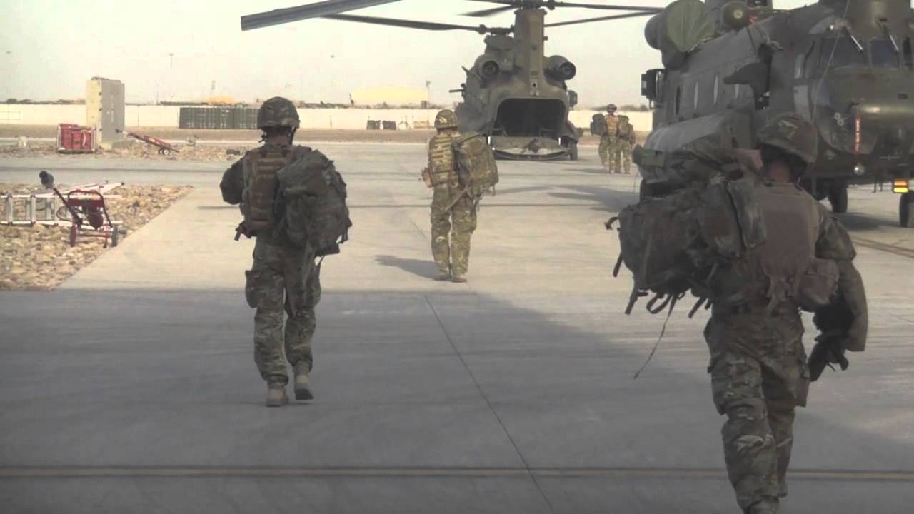 1310 flt Royal Air Force chinook Afghanistan - YouTube