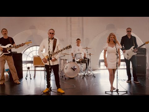 The Session - My Heart Needed a Home