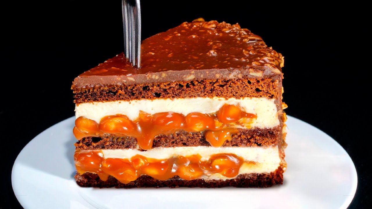 Snickers cake that melts in your mouth! Simple and delicious! - YouTube