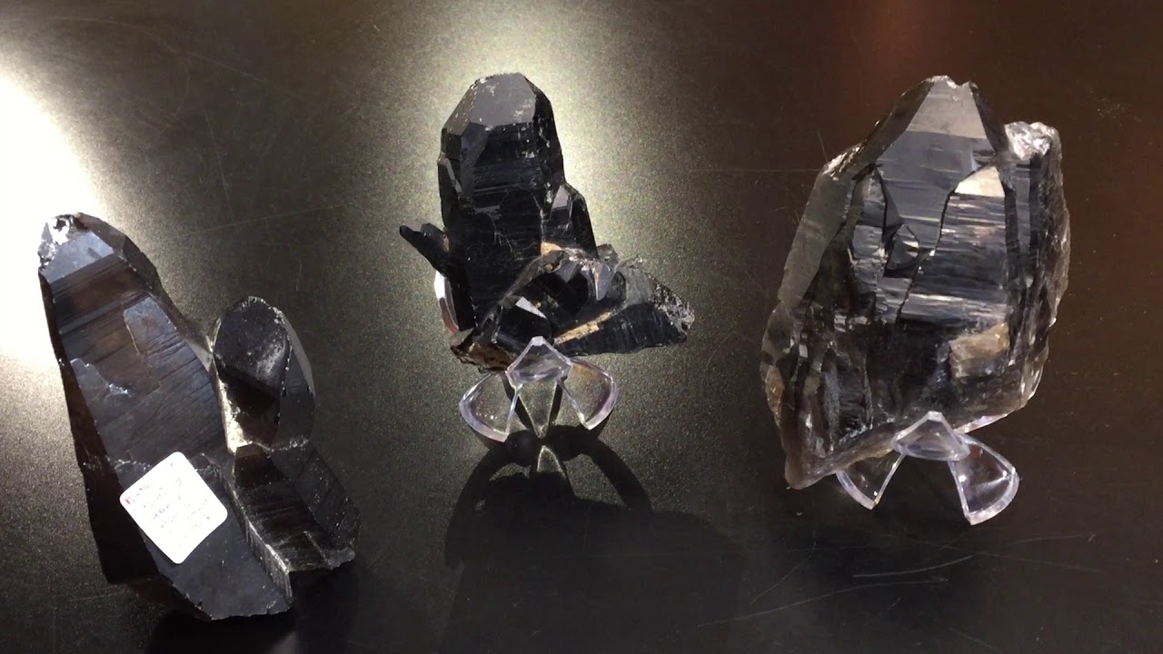 Crystal Varieties: Morion Smoky Quartz - YouTube