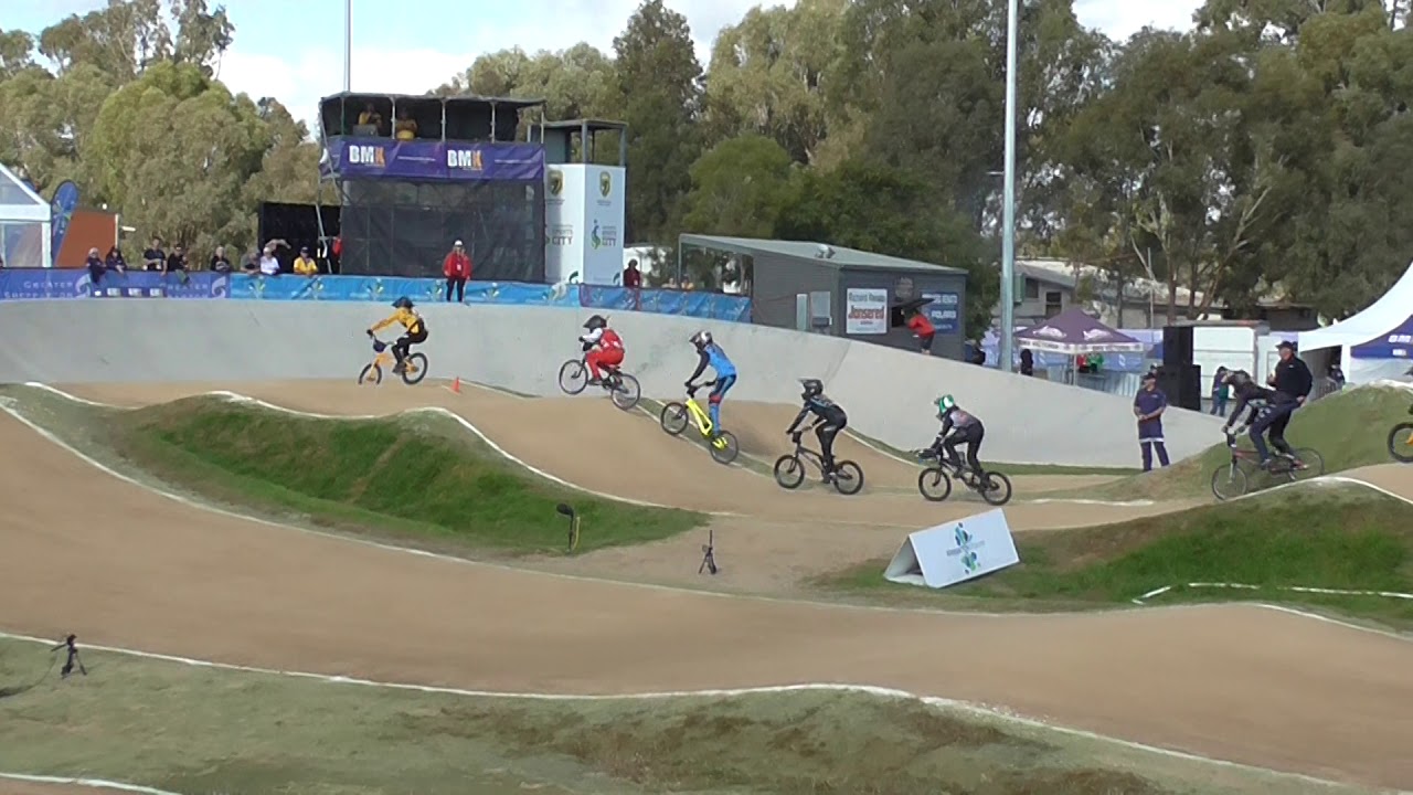 14 Girls Final - 2019 Australian National BMX Championships - YouTube