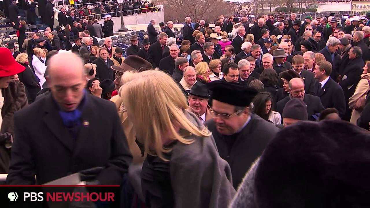 Watch President Obama and Guests Exit Inauguration Ceremony - YouTube