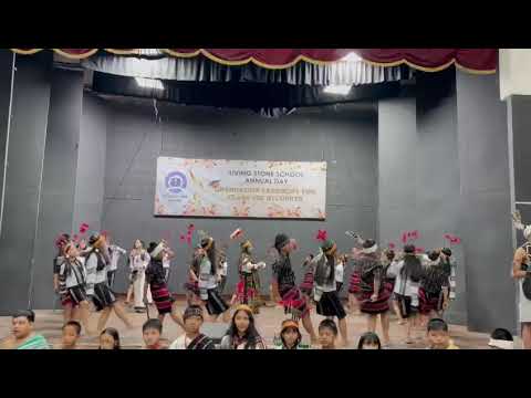 LIVING STONE SCHOOL, CLASS V PERFORM Sarlamkai - YouTube