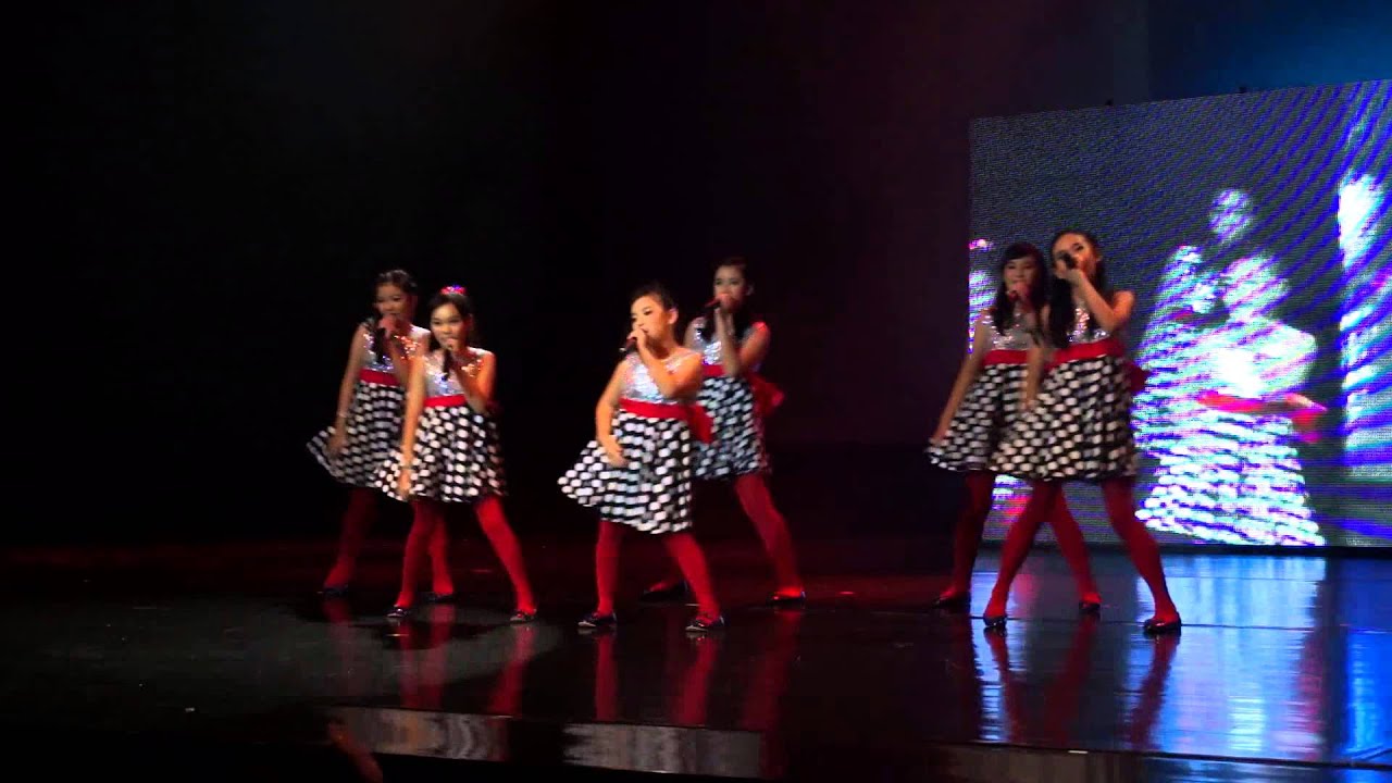 I will follow him (6 Perfect Angels) - YouTube