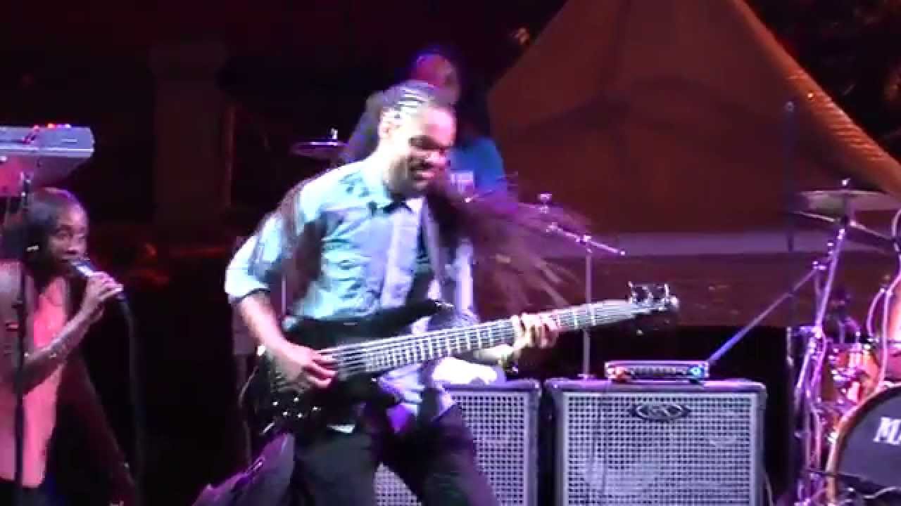 Taddy P & Friends Live - Gimmie Di Bass - Heart Of Stone - YouTube