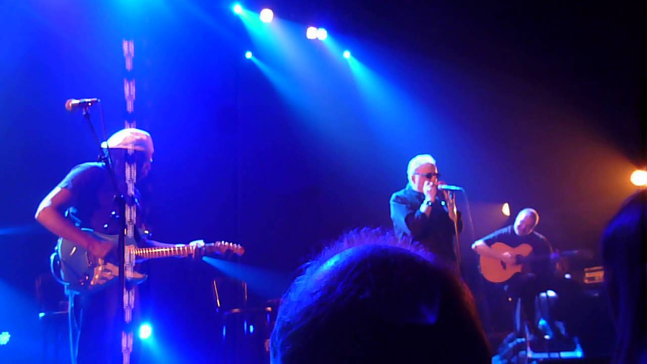 Joe Louis Walker - JJ Milteau - Manu Galvin @Silex - YouTube