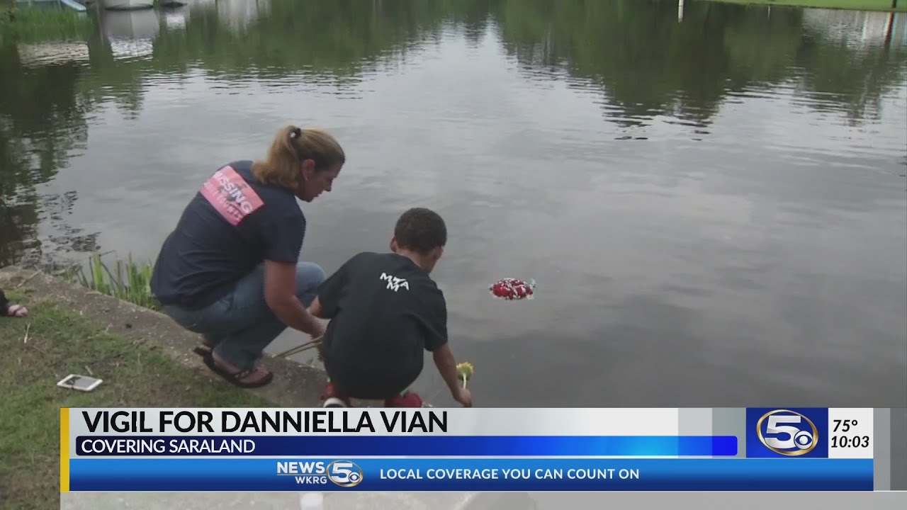 Friends host vigil for Danniella Vian one week after car found - YouTube