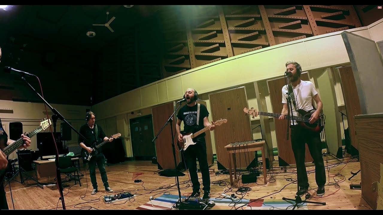 King Goon - “Pour Some Green On Me” (Live Session) - YouTube