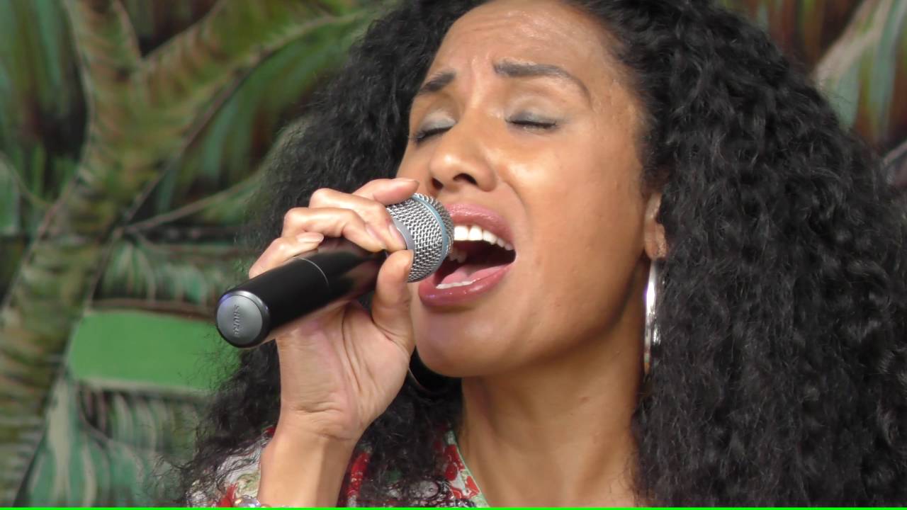 Lisa Noya & Wim Lohy & Nippy Noya - PM Istimewa, 14aug2016 - "Brisa ...