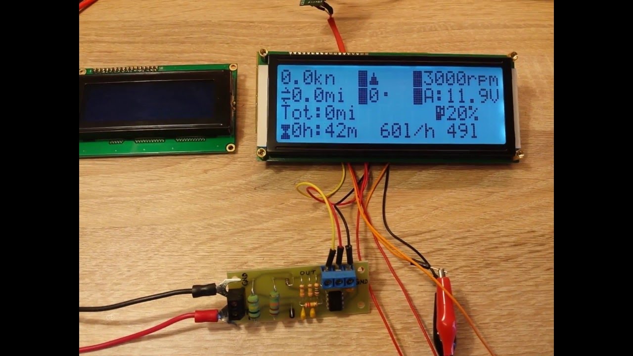 Boat computer with many parameters - YouTube