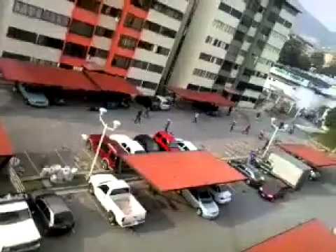 Tupamaros invaden Residencia en Merida - YouTube