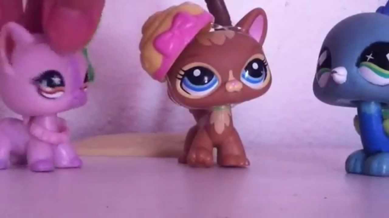 LPS Robot Chicken ~ Black Cherry - YouTube