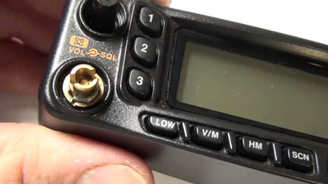FT 800 voume squelch knob repair - YouTube