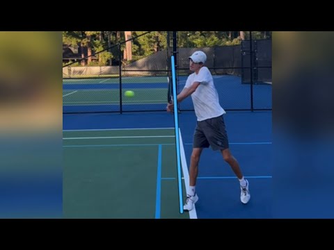 Mastering the Two-Handed Backhand: Step-by-Step Tennis Technique Guide ...