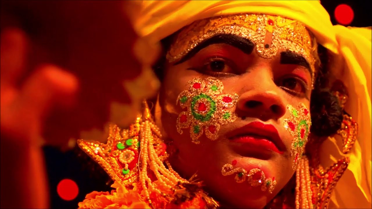 Achyutam Keshavam Shreya Ghoshal Most Beautiful Krishna Song With