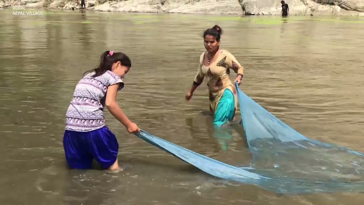 Best Net Fishing - Amazing Traditional Fishing By Village People - Best ...