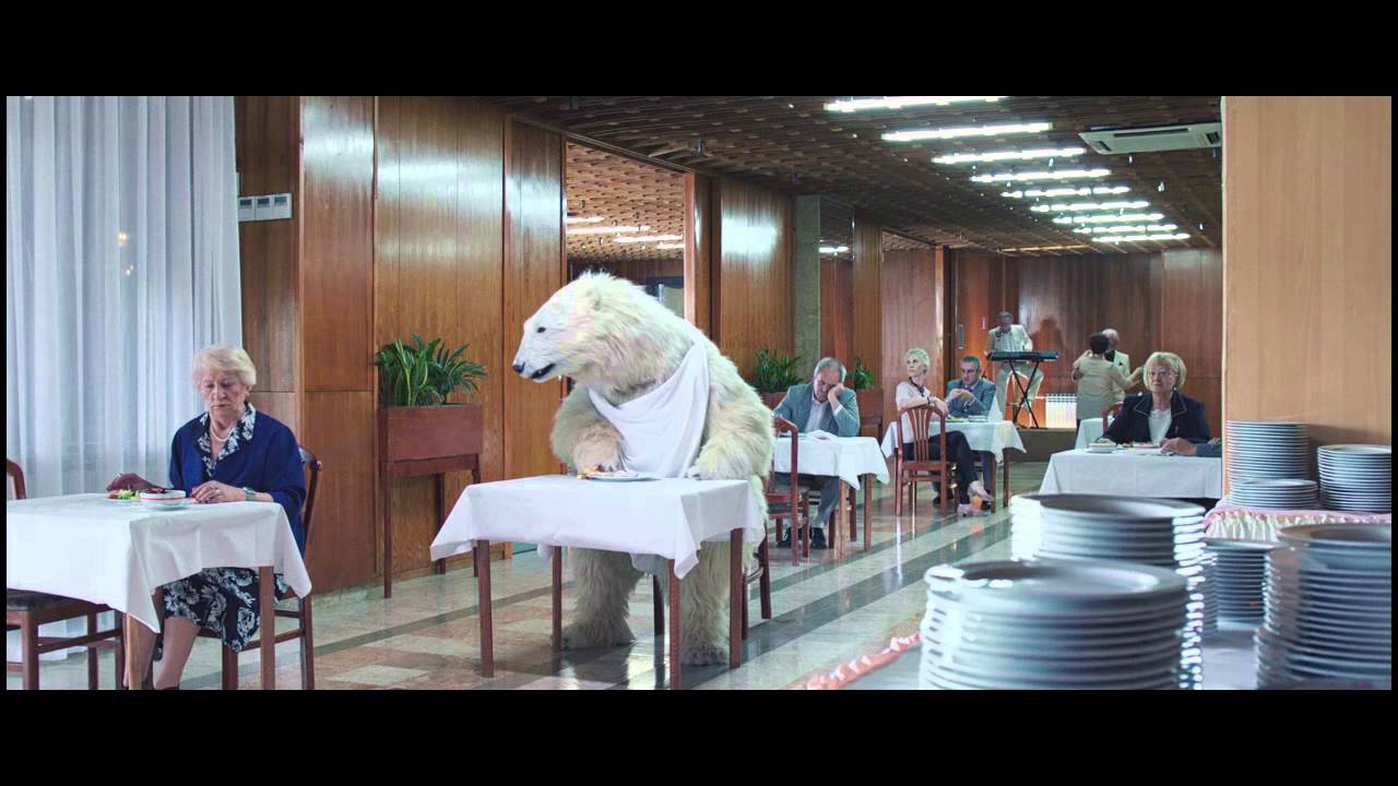 McCann Fahrenheit Bonbon Polarni medo - YouTube