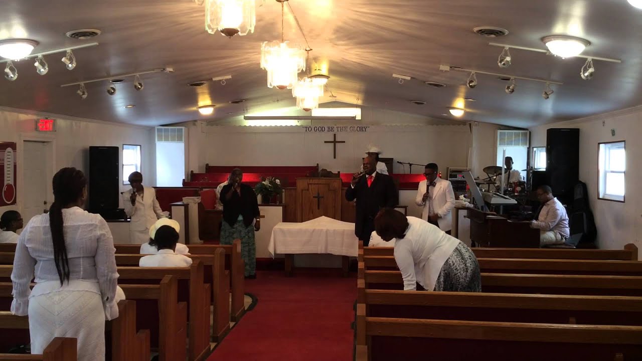 Praise and Worship at True Deliverance church of God - YouTube