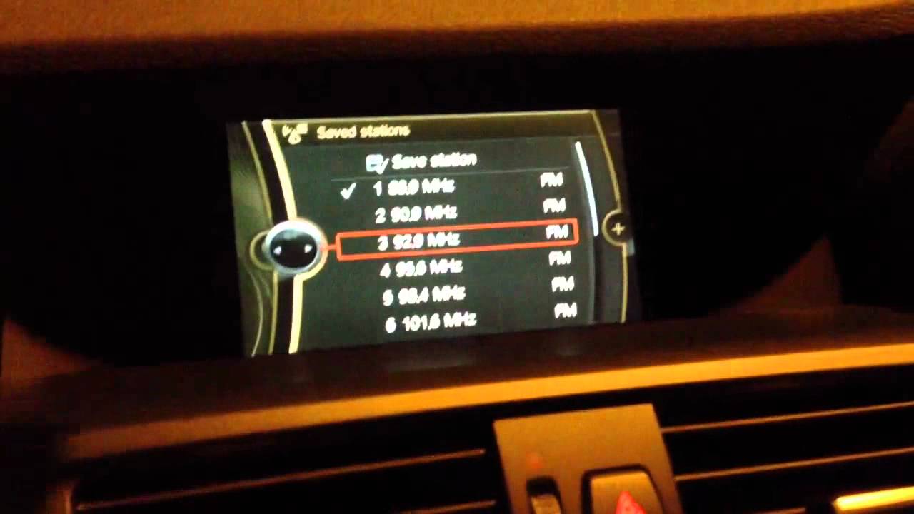 BMW X3 F25: Navigation, Reverse Camera and iPhone Video integration ...