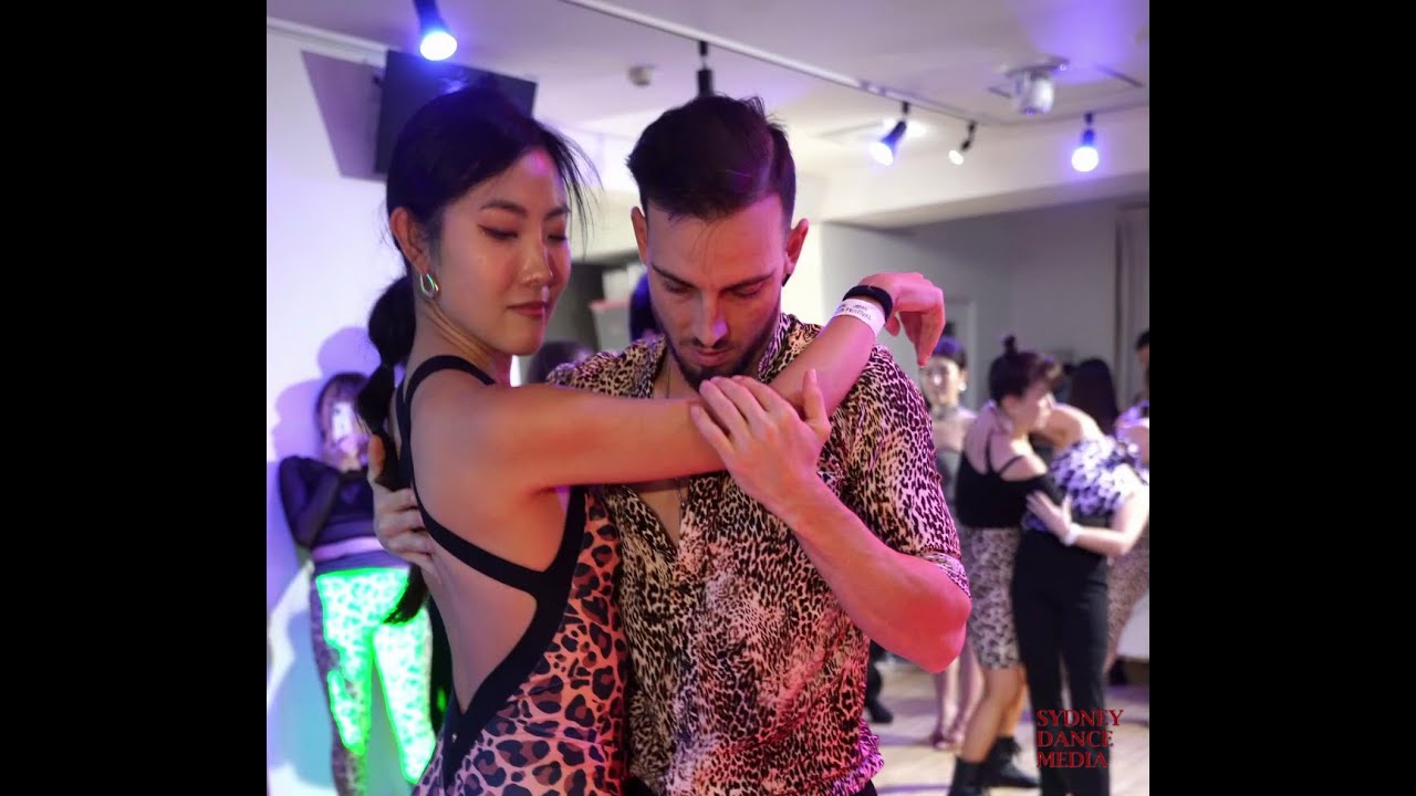 Emma & Alonso - Bachata Social Dancing at Linking Bachata Festival ...