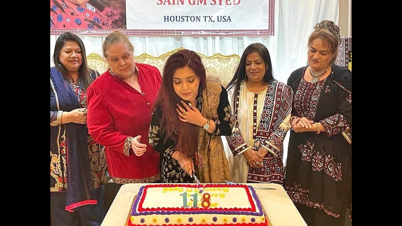 Great Granddaughter of GM Sayed Paras Sayedd in 118 Birthday by World Sindhi Congress - YouTube