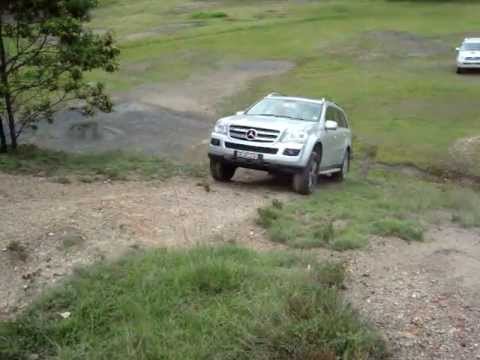 Mercedes GL 320 CDI off roading