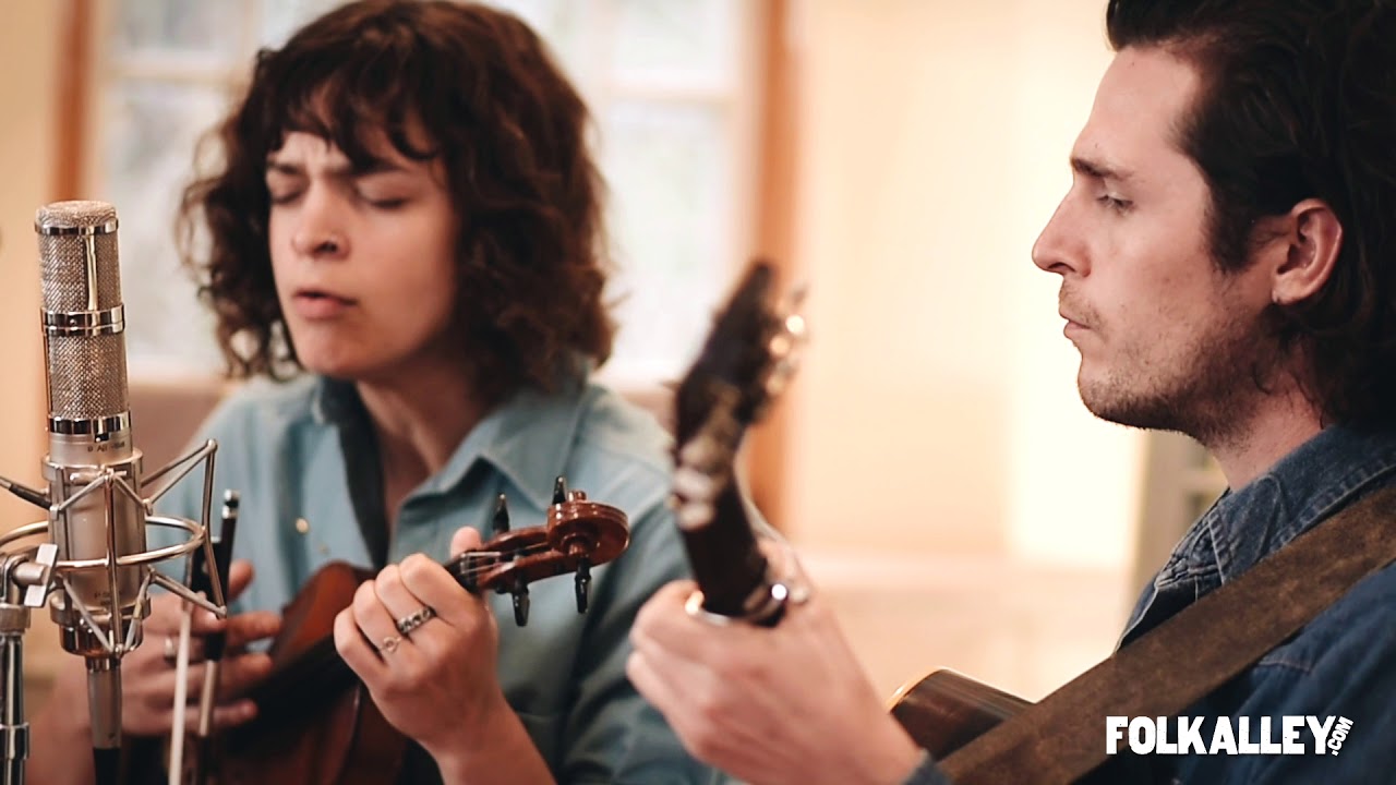 Folk Alley Sessions: Mipso - "Oceans" - YouTube