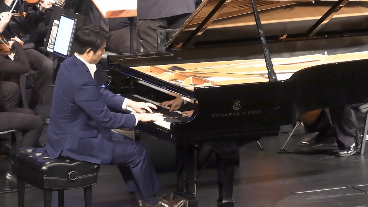 George Gershwin - Rhapsody in Blue, featuring Joseph Choi, Piano - YouTube