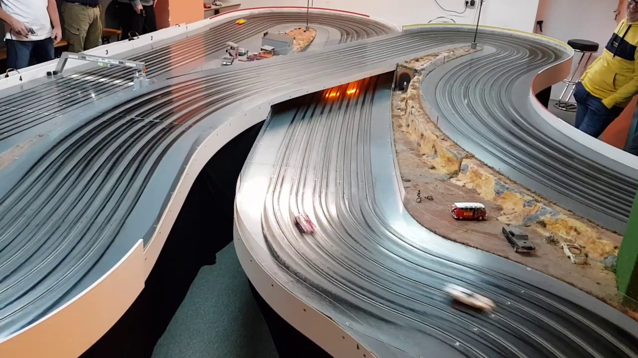 BIG wooden Slot car track!! Slot racing with 124 Slot car Historic ...