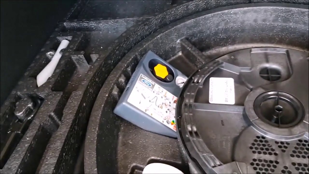 kuga oem subwoofer europe - YouTube