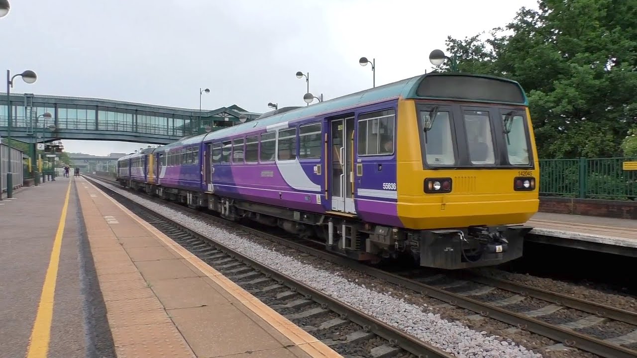 Modern History part 1, the Northern class 142 Pacers. - YouTube