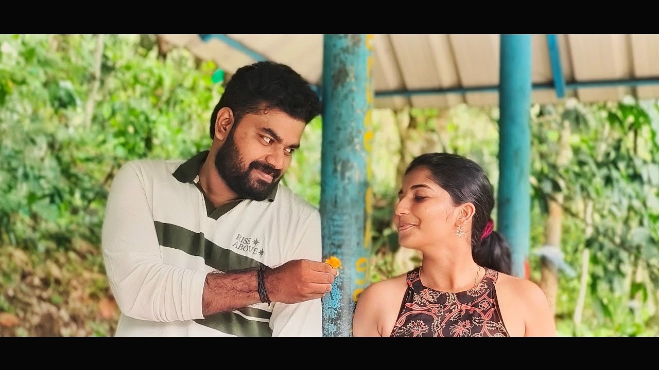 Oru poo mathram chodhichuu.....🤪♥️adipoli🫣 - YouTube