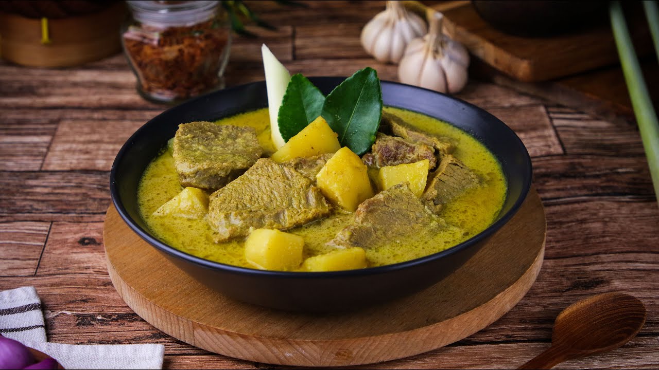 Opor Daging Dan Kentang | Dagingnya Selembut Hati Kamu - YouTube