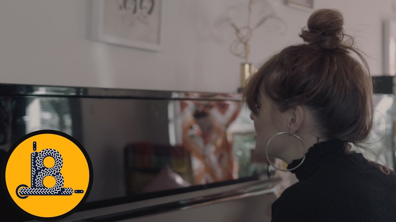 Mezz Coleman - Words || Shoelace Session - YouTube