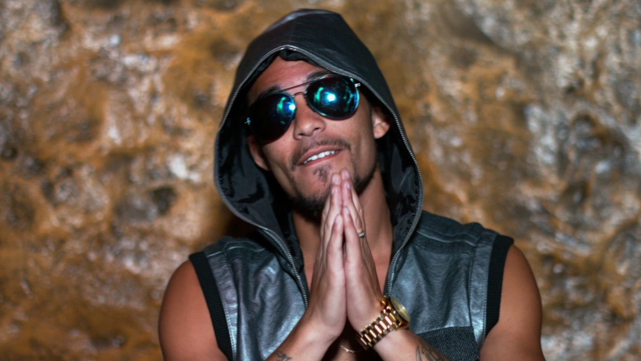 Jay-One - Love Me Down (Official Video) - YouTube