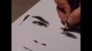 Vizatim Portret Me Laps