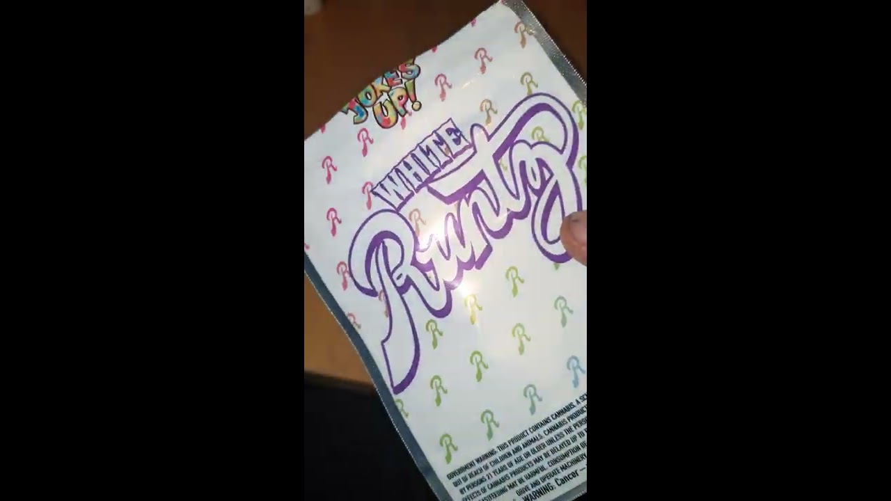 White runts cali pack 'Christmas time' weed review - YouTube