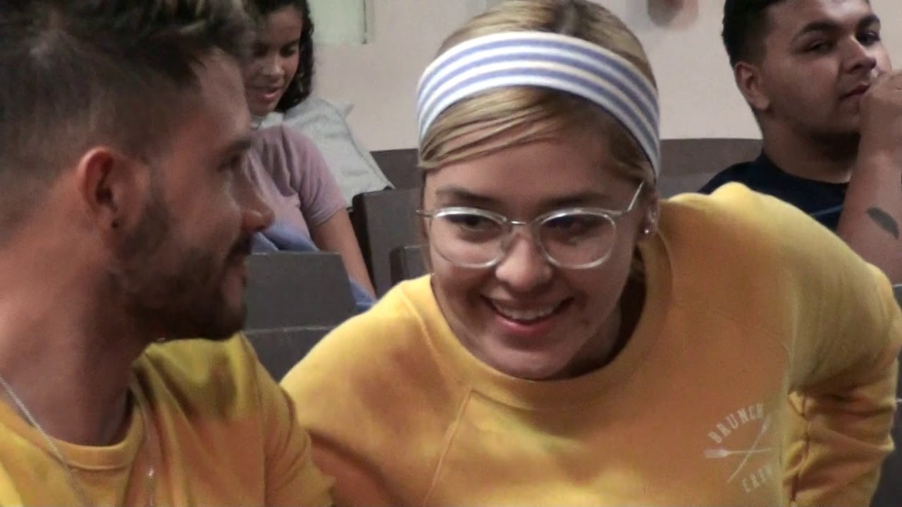 Conversatorio con el baloncelista Gilberto Clavell (2) - YouTube