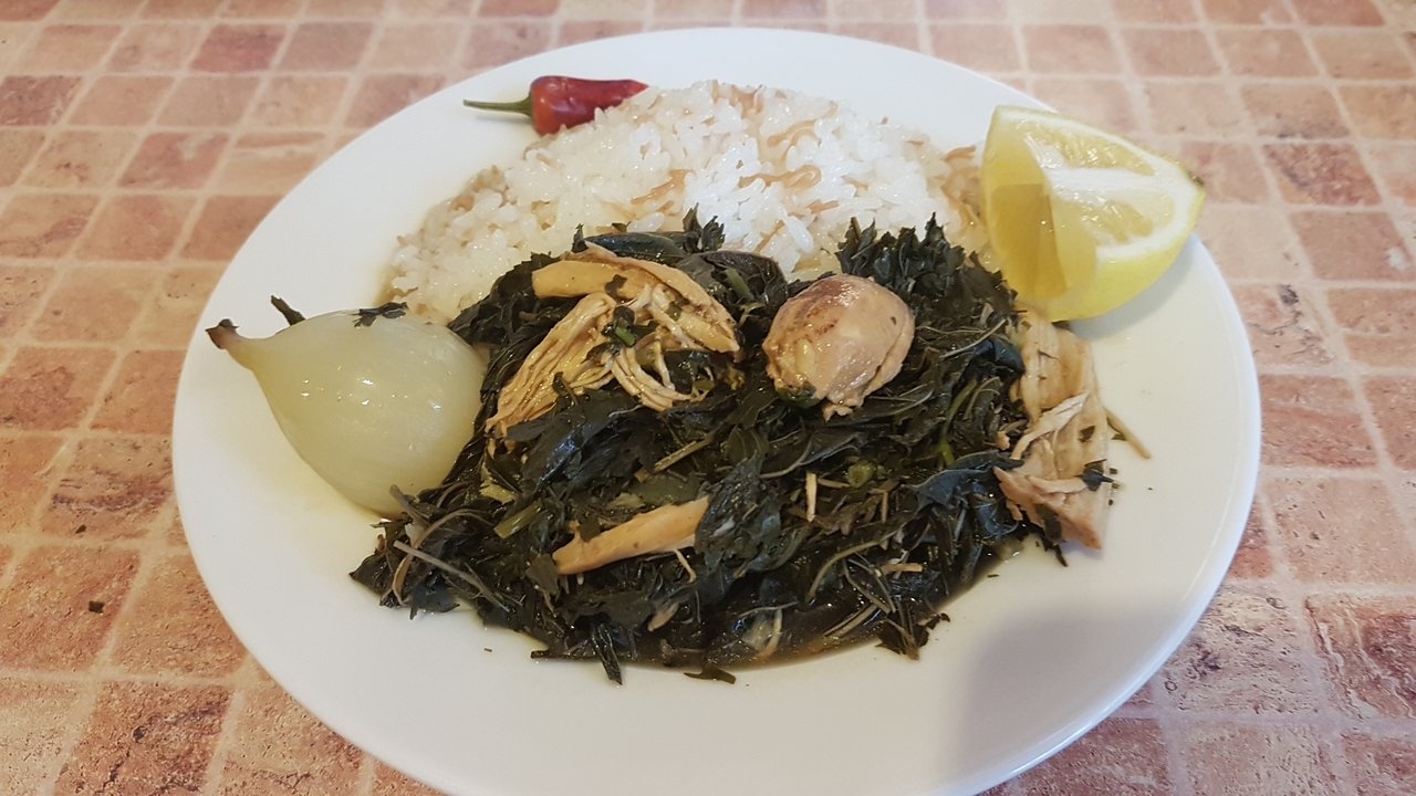 mlukhiye سّر طبخة الملوخية مع الرز الشهيّة - YouTube