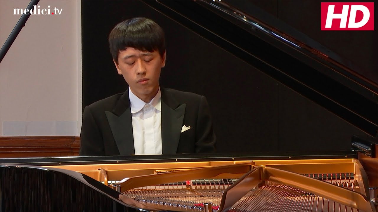 #LeedsPiano2018 - Taek Gi Lee - YouTube