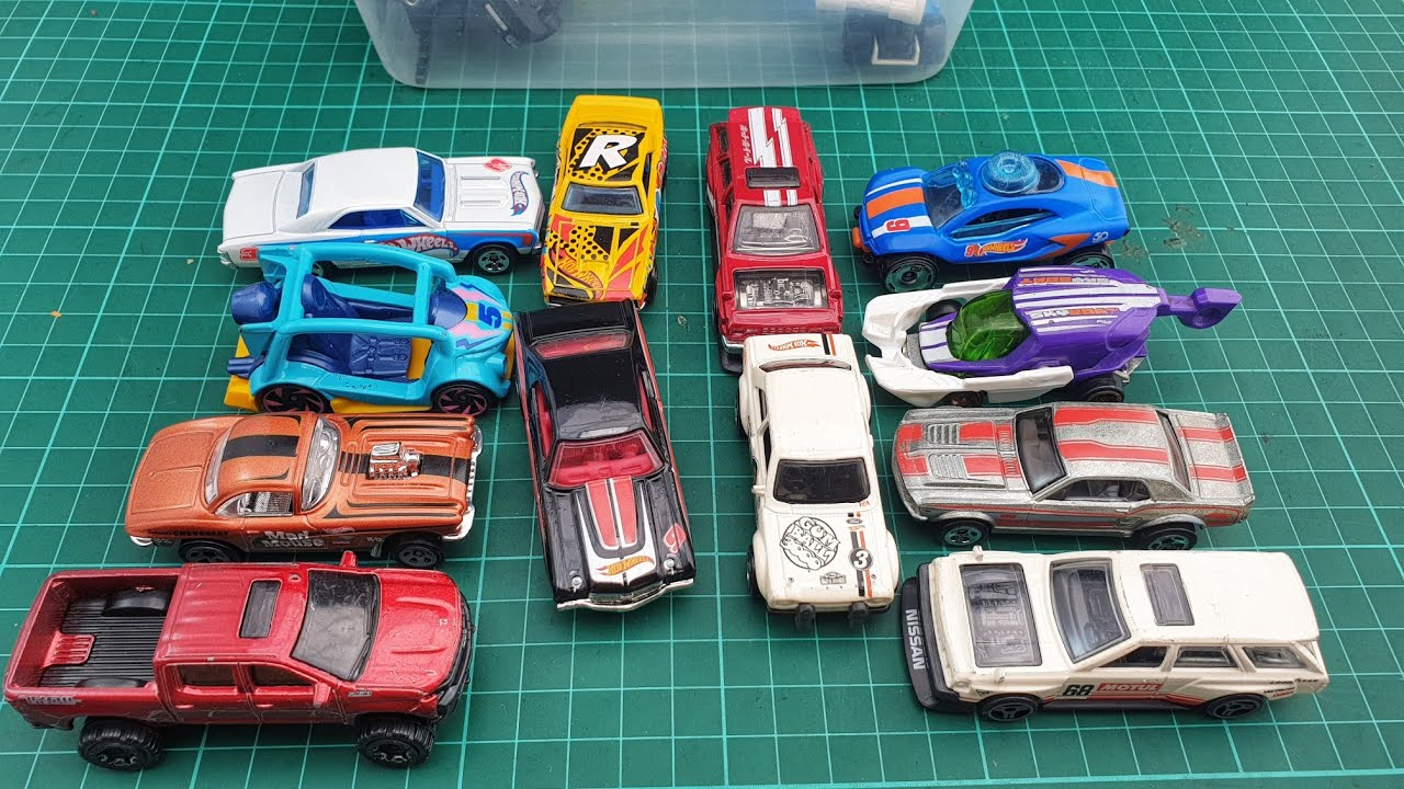 Detail miniature cars collection - YouTube