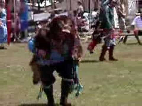 Bear Dance - YouTube