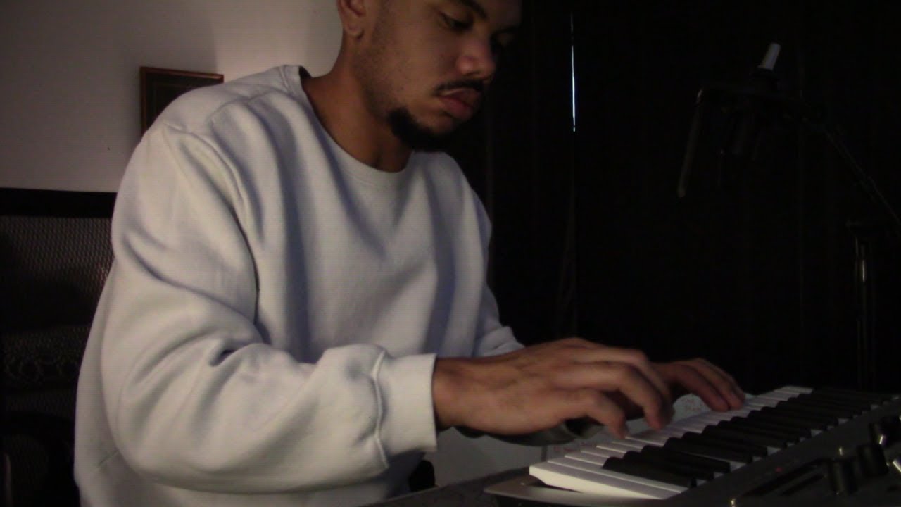 making a dope r&b/rap beat with a real synthesizer... (unique drums ...