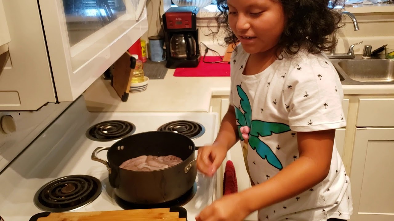Camila's cooking octopus for the first time - YouTube