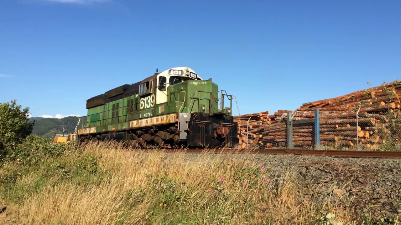 Oregon coast scenic/ Port of Tillamook Bay work train - YouTube