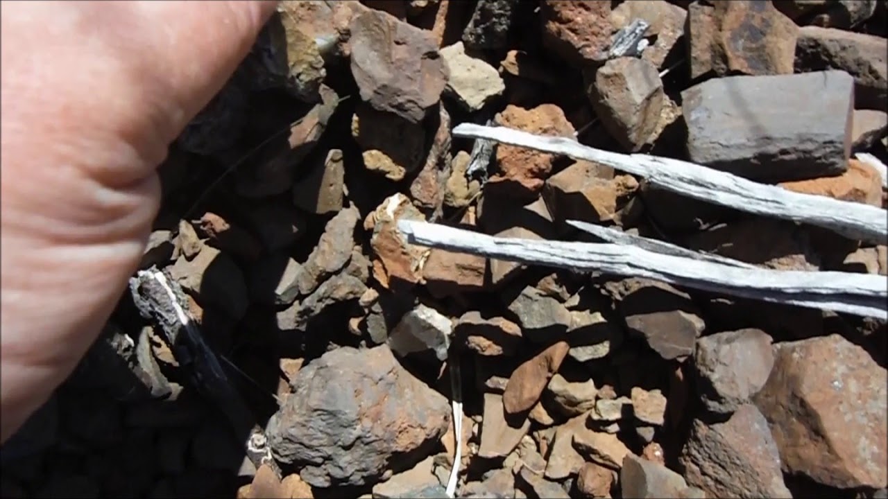 Rockhounding The Teanaway For Agates And Geodes - YouTube