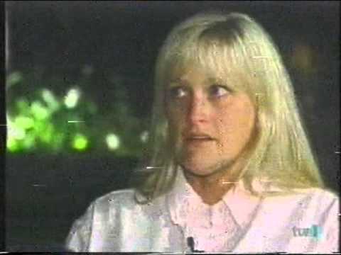 Michael Jackson se divorcia de Debbie Rowe - YouTube